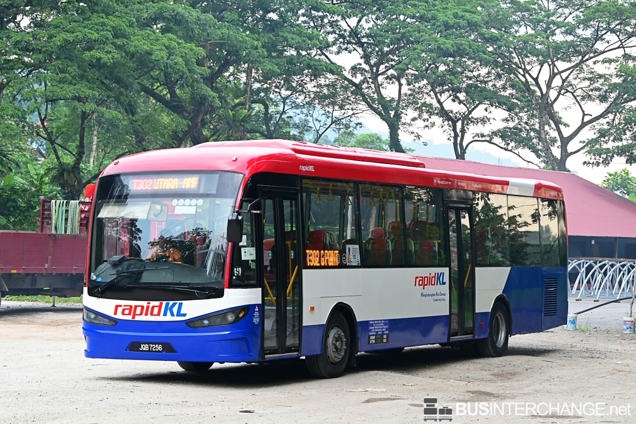Bus T302 - RapidKL Sksbus SA12-300 (JQB7256) | Bus Interchange