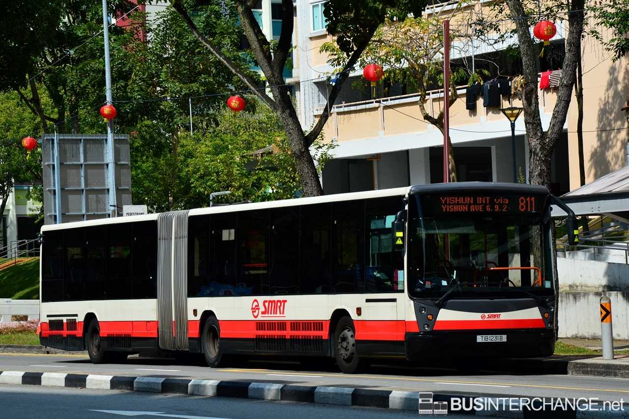 Bus 811 - SMRT Buses Mercedes-Benz O405G (TIB1231B) | Bus Interchange